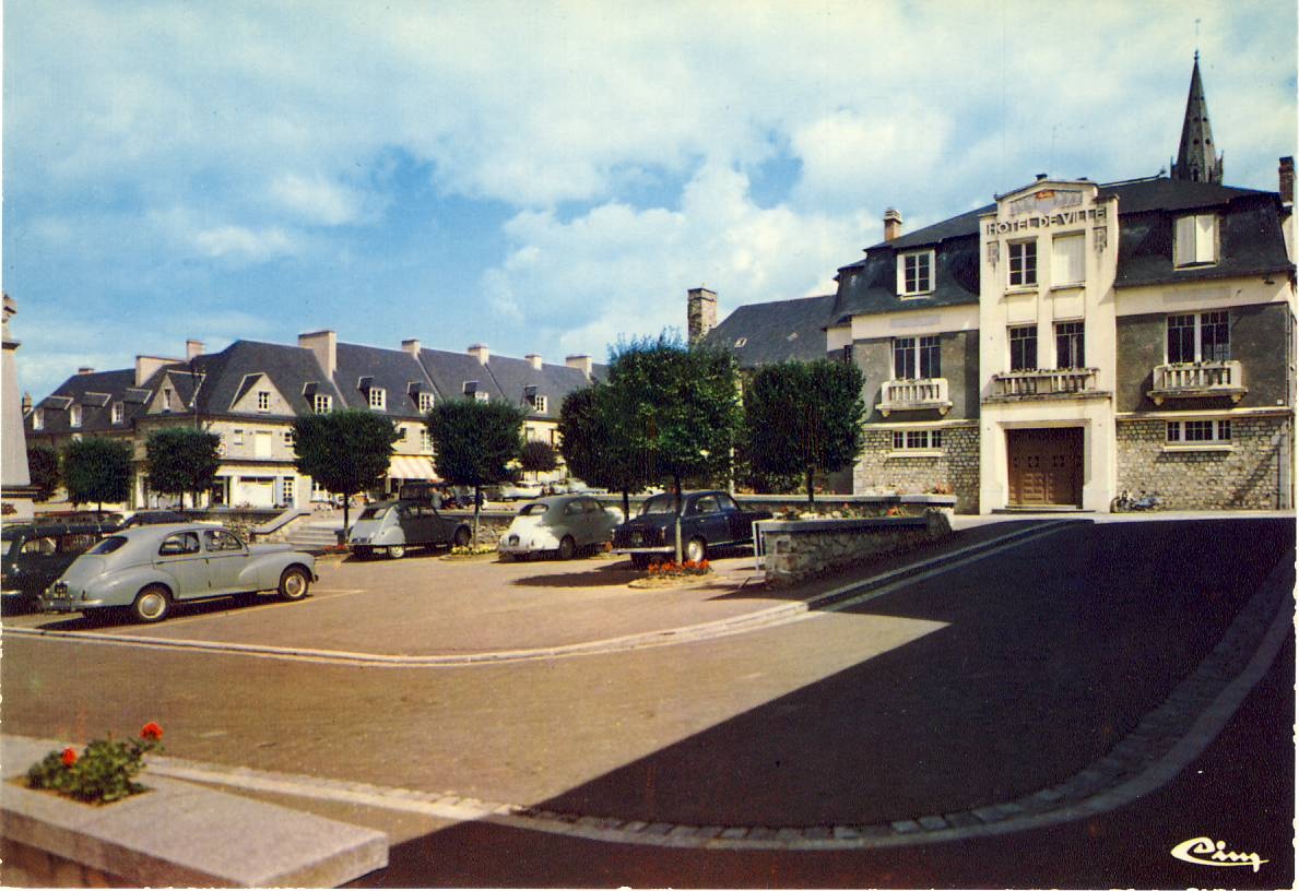 PLACE DU MONUMENT AUX MORTS | Site de la commune de Barenton
